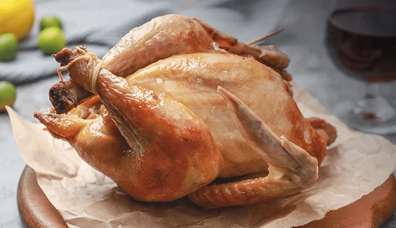 Cómo hacer pollo rostizado en horno eléctrico